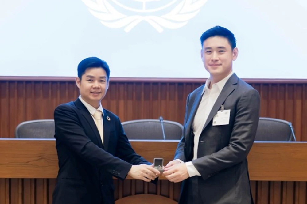 SSP รับเข็มสัญลักษณ์ SDG งาน CSCAP (Climate & Sustainability Capital ...